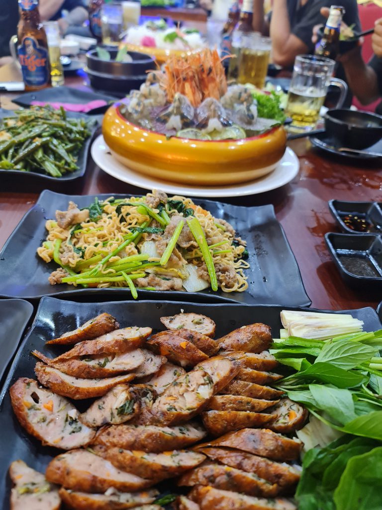 Bogo BBQ thưởng thức ẩm thực nướng Hàn - Việt - Topgo