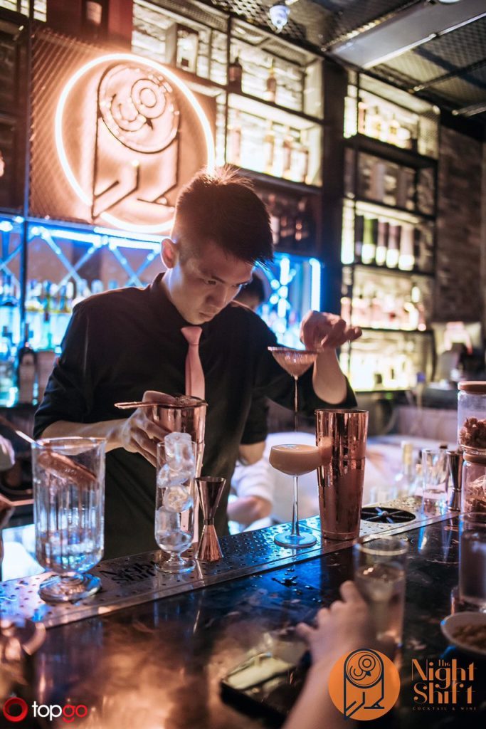 Nightshift Cocktail & Wine Bar - Hà Nội